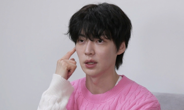 나혼자산다 안재현 나이 10세 고양이 안주와 집에서 사는 일상→냉동 삼겹살 냉삼 혼밥…통장에 돈 없는 과거 고백 비즈엔터