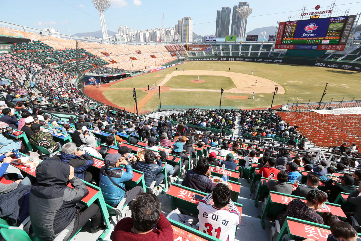 [KBO] '2018 프로야구 KBO리그 개막전' 티켓링크·인터파크 티켓서 예매하세요! - 이투데이