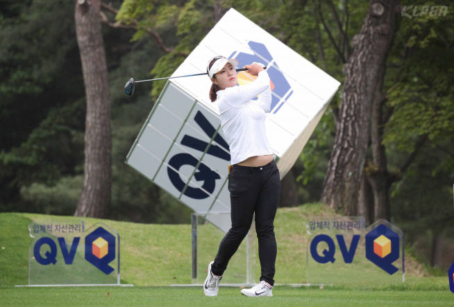 [KLPGA]1.인주연 -6, 2.조윤지 -5, 4.한진선 -4, 6.장하나-지한솔 -3, 32.김해림 -1, 48.최혜진 E...NH투자증권 첫날 성적 - 이투데이
