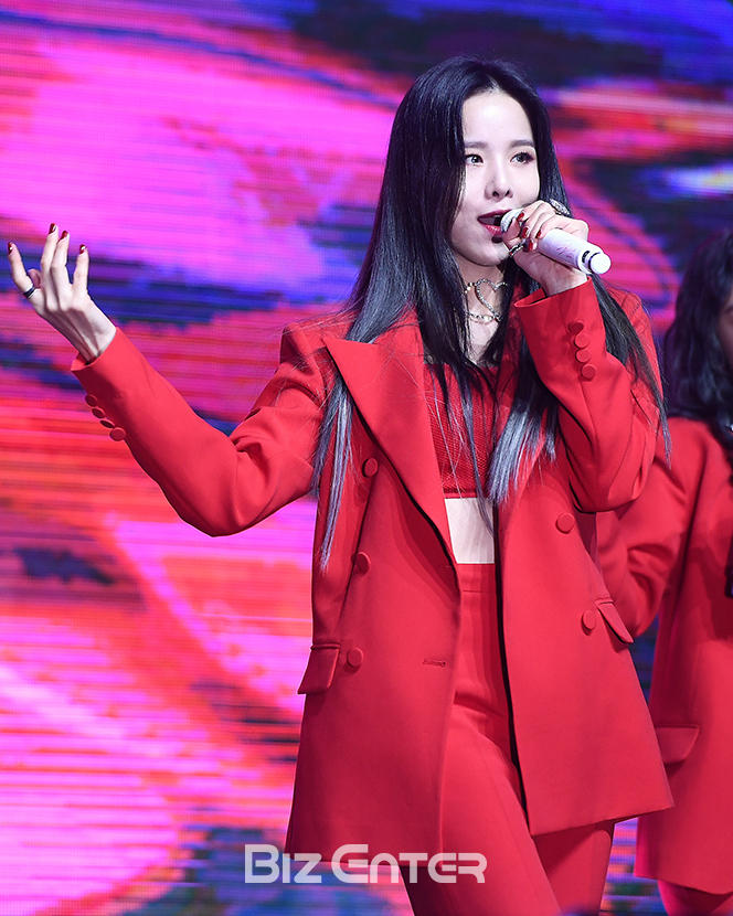 [BZ포토] EXID 솔지, '완벽한 무대 적응' - 이투데이