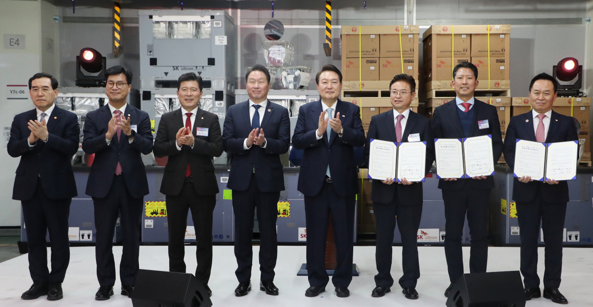 정부, 네덜란드 반도체 기업 ASM과 1억 달러 MOU 체결 - 이투데이