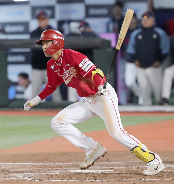 SSG, 4연패 탈출…엘리아스 활약에 5-1 승리 - 이투데이