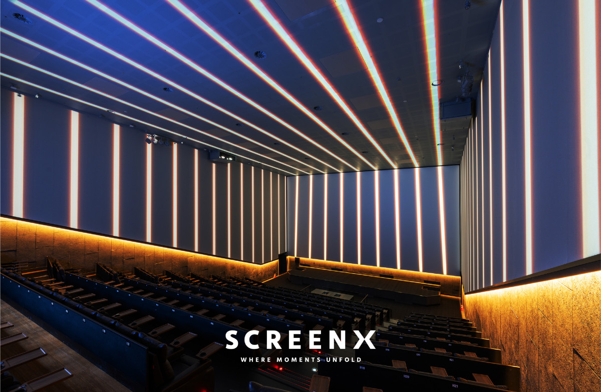 "이제 천장에도 화면이"…확장한 4면 스크린X로 극장 진화 모색한다 - 이투데이