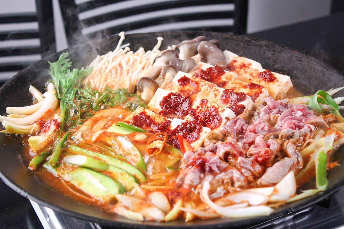 '2TV 생생정보' 오늘방송맛집- 가격파괴, 돼지 불고기 전골이 단돈 6000원대? '대 ' - 이투데이